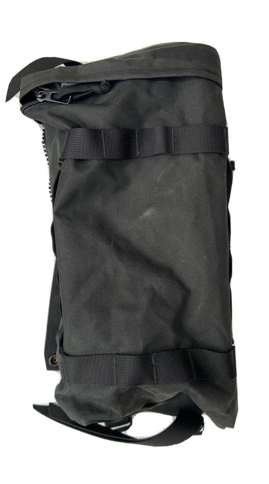 Black Rocket Pouch Sting Ray